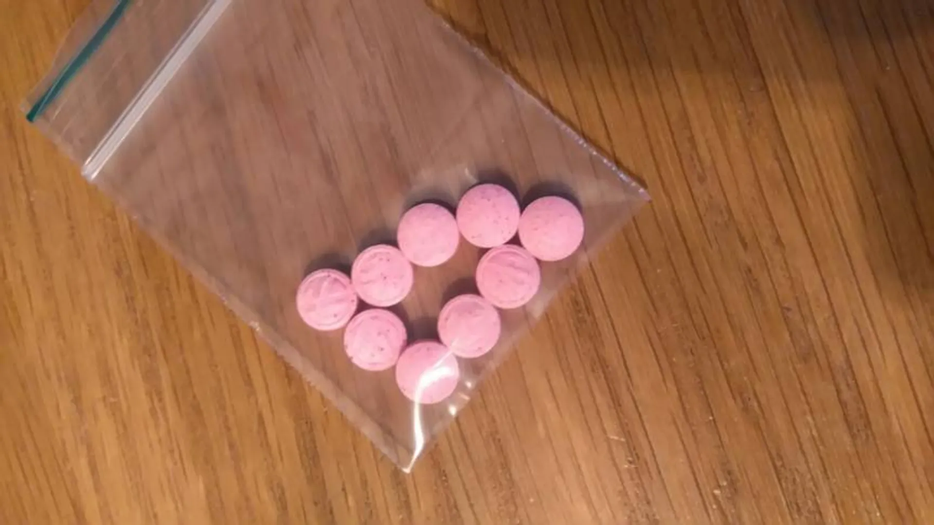 Attentie! 4FA is eigenlijk best gevaarlijk! - BNNVARA